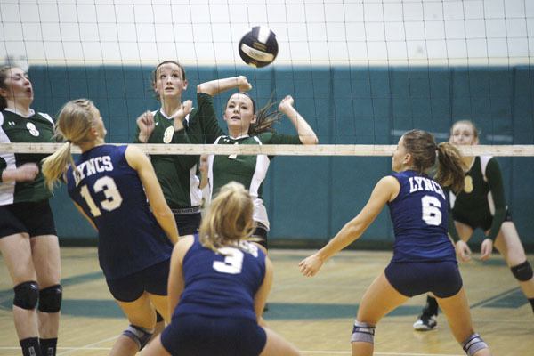 Pirate volleyball team misses state by a hair | Vashon-Maury Island ...