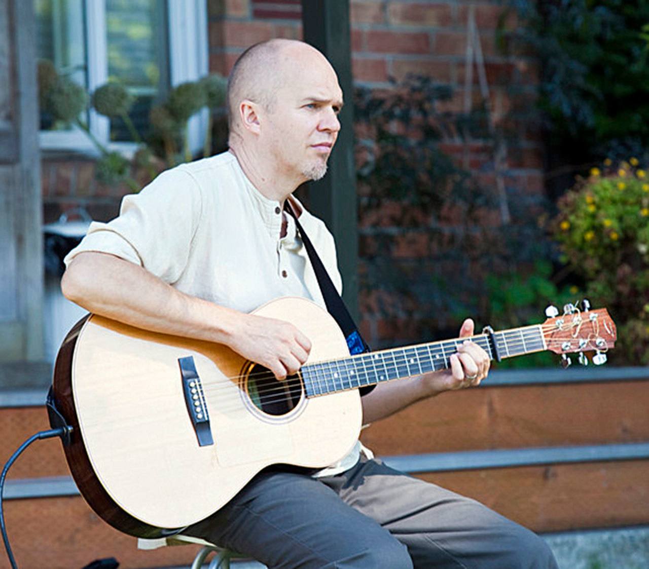 Guitarist performs Broadway show tunes | Vashon-Maury Island Beachcomber
