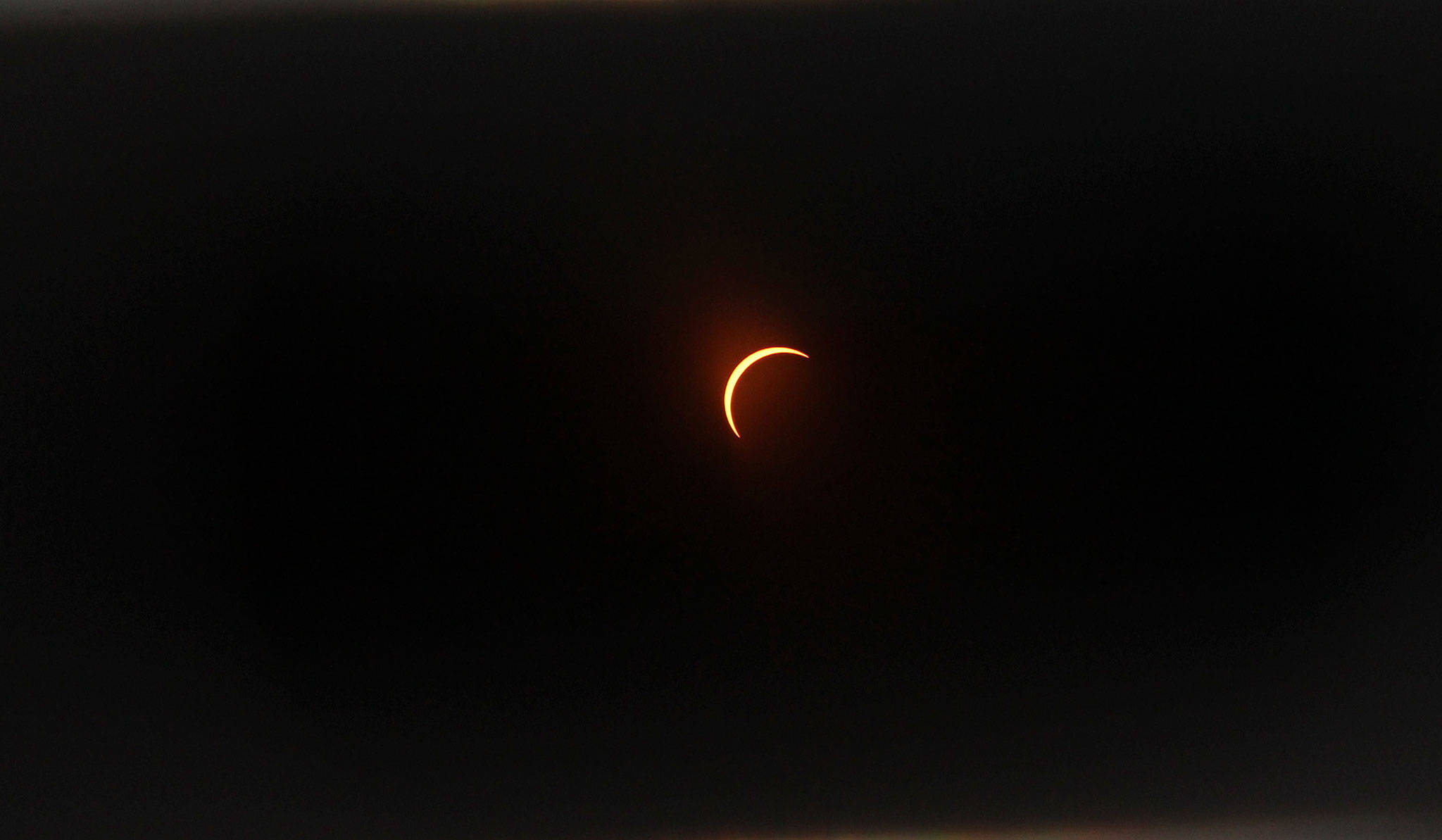 Islanders gather to watch eclipse | Vashon-Maury Island Beachcomber
