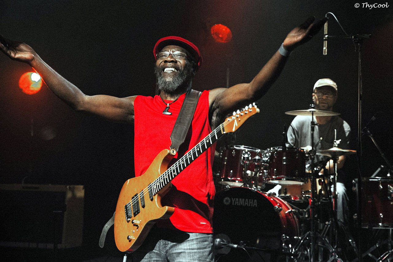 Clinton Fearon boogies back to the Red Bicycle | Vashon-Maury Island ...