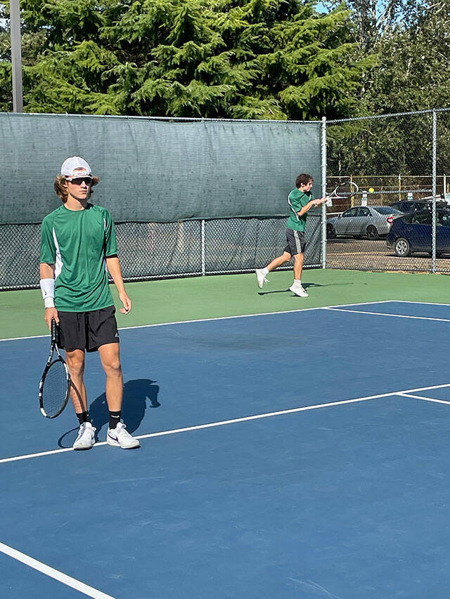 Pirates boys’ tennis stays strong, now at 4-1 in league play | Vashon ...