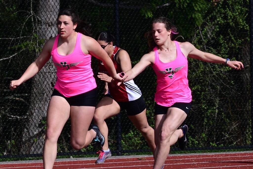 Island track and field athletes perform well at meet | Vashon-Maury ...