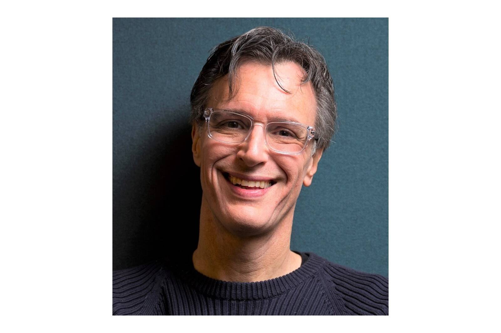 Bill Radke gives islanders the first look at “Live From Liberty ...