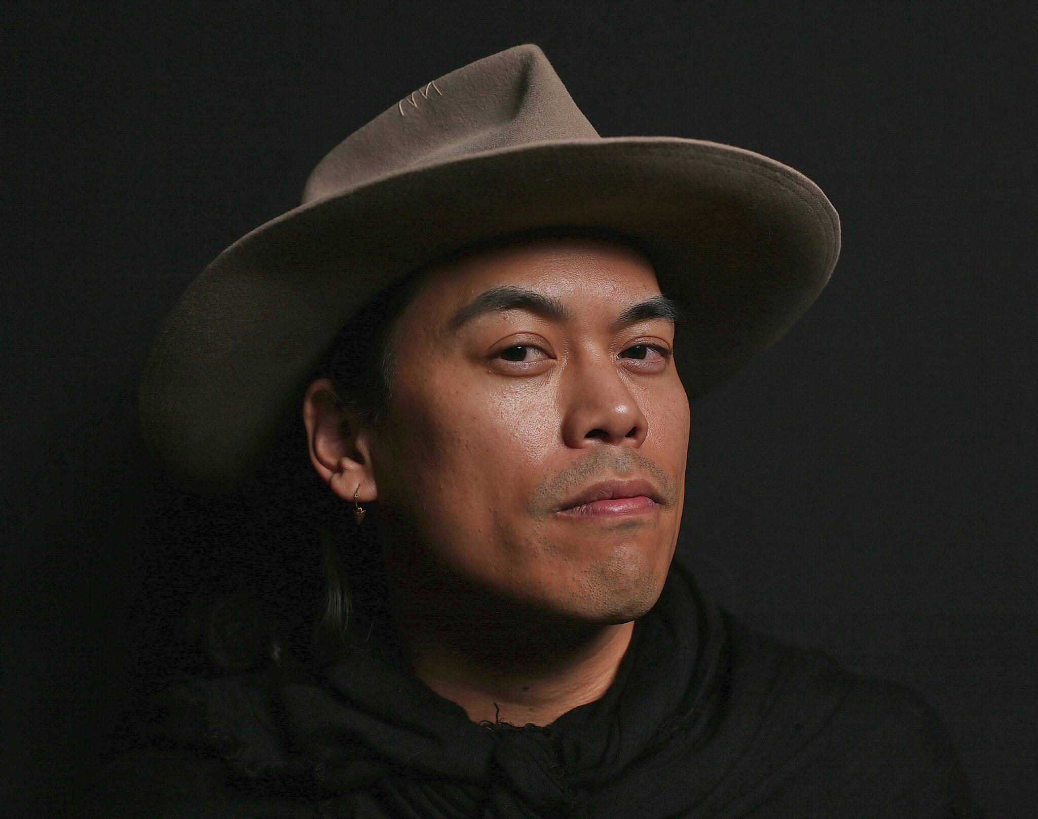 Desert Island Bookworm interviews filmmaker Paris Zarcilla | Vashon ...