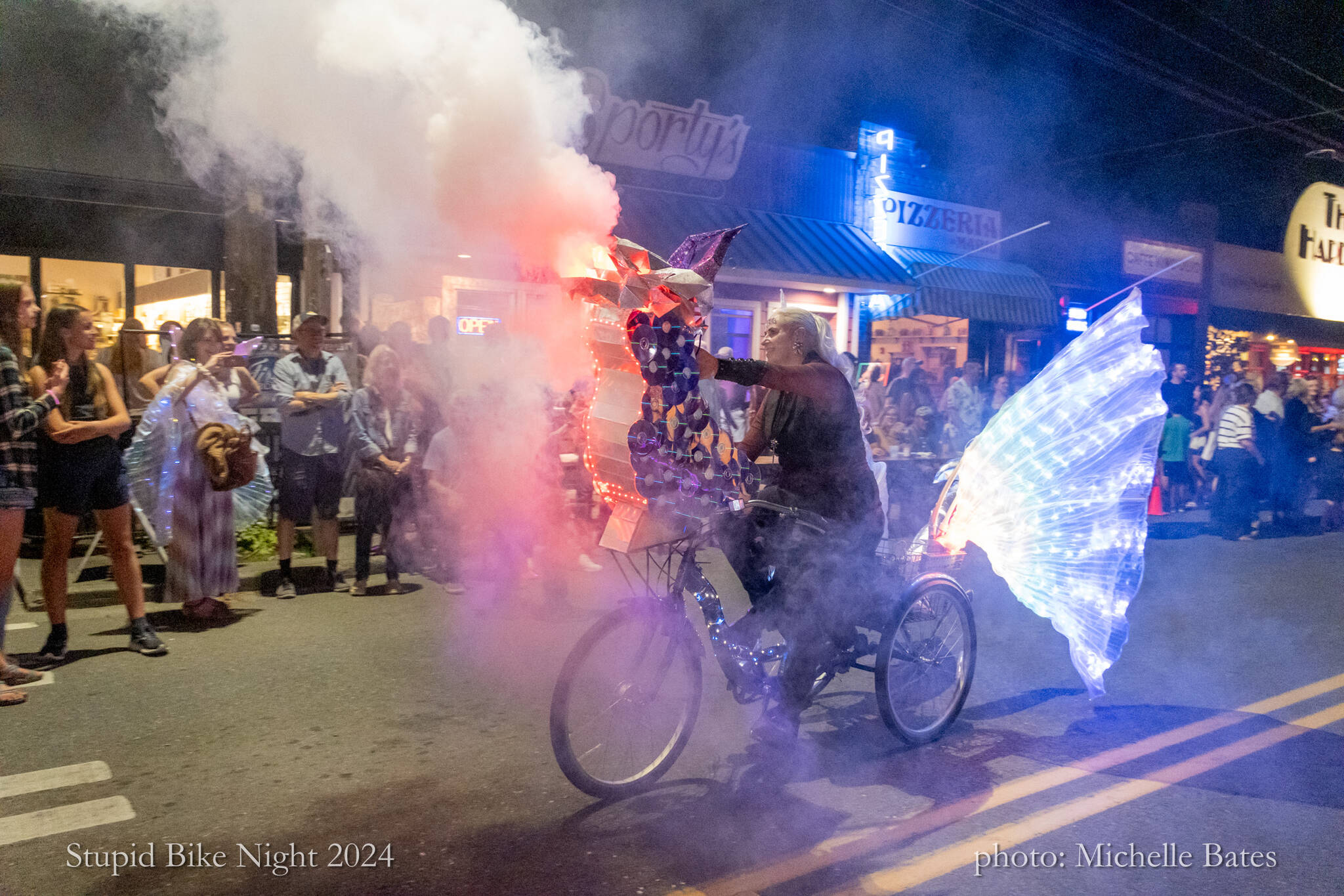 Photos: Stupid bikes brighten the night | Vashon-Maury Island Beachcomber