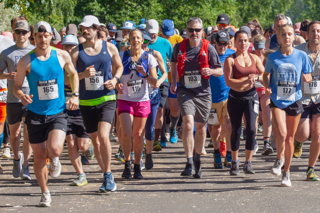 Family propels runners at annual Vashon Ultra | Vashon-Maury Island ...