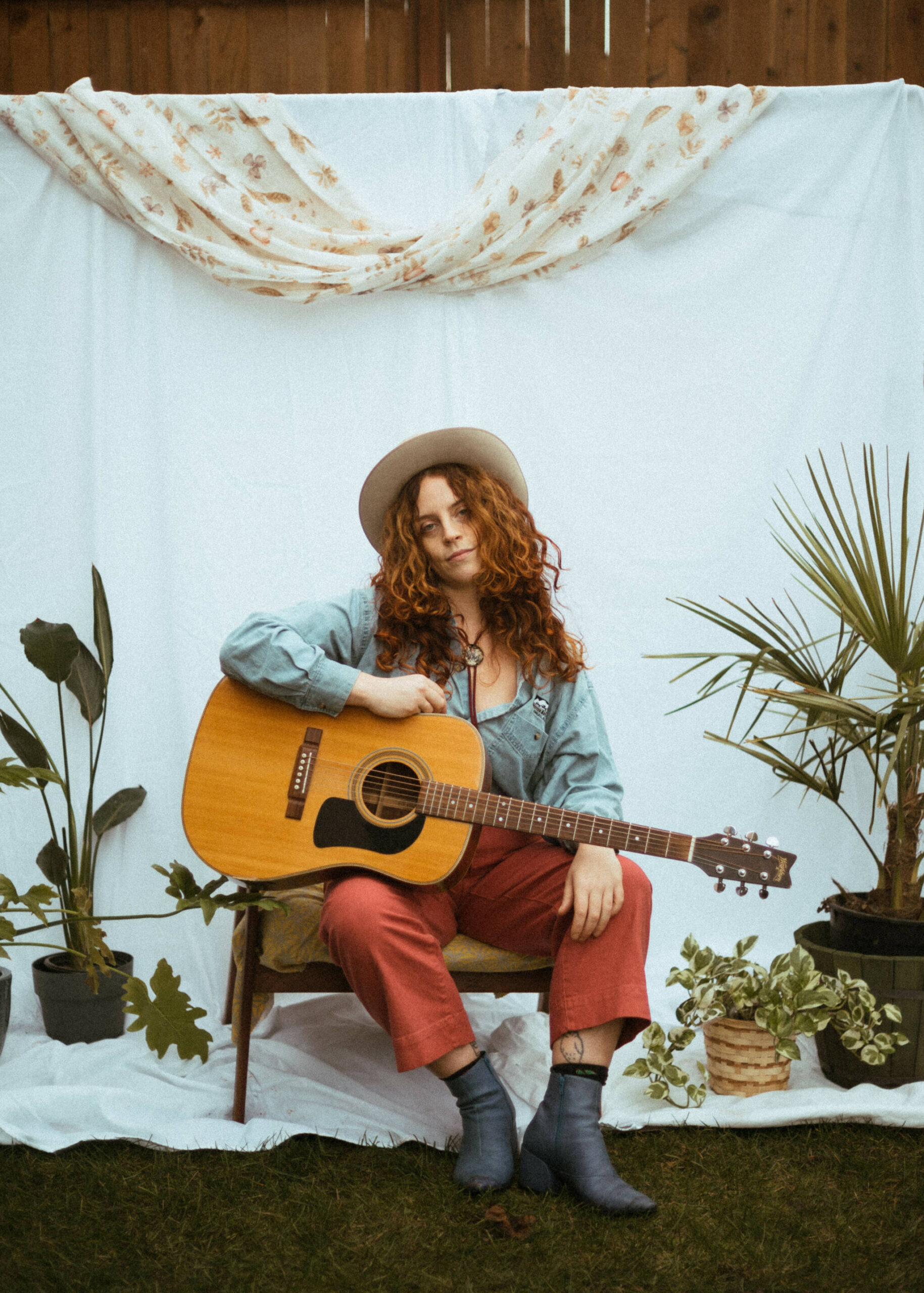 An artist tends deep and tangled roots of musical tradition | Vashon ...