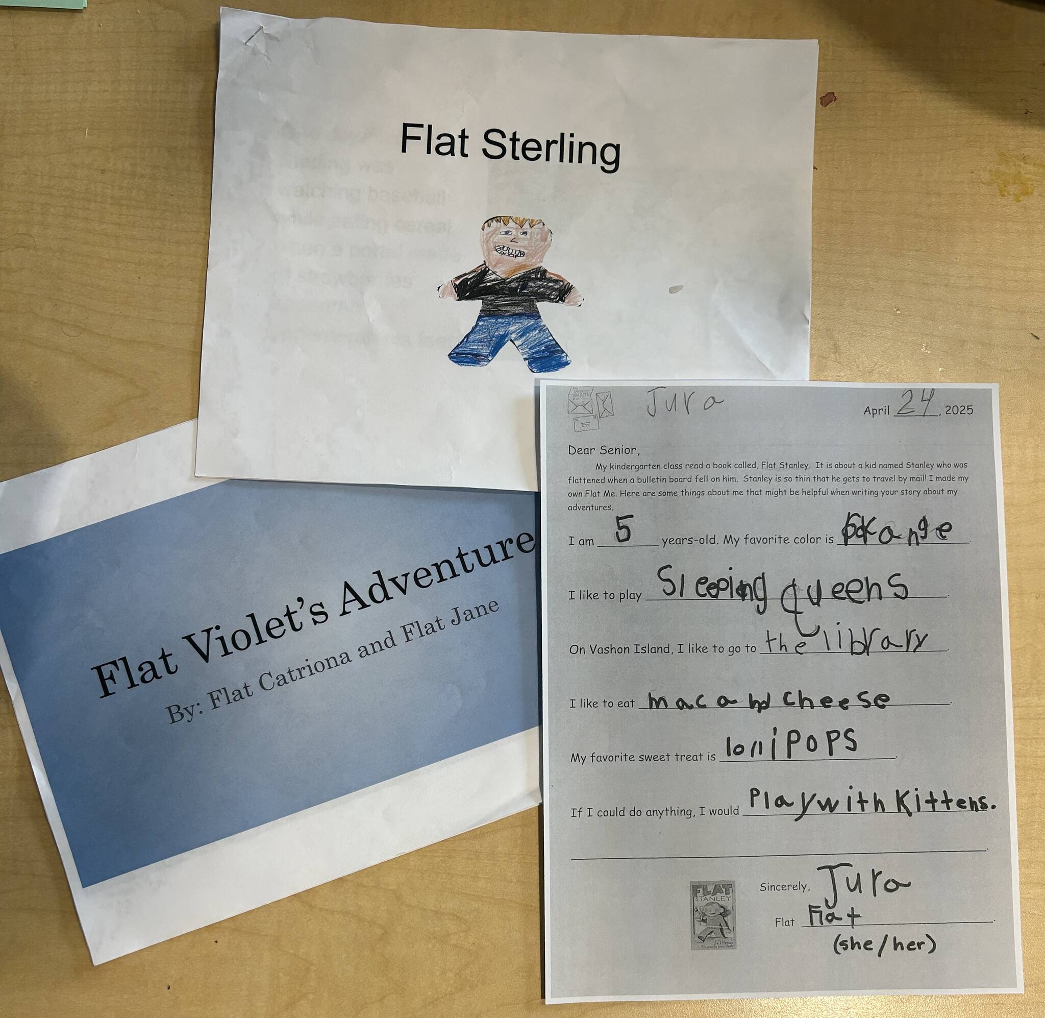 Scene & Heard: Seniors create keepsake books for kinders | Vashon-Maury ...